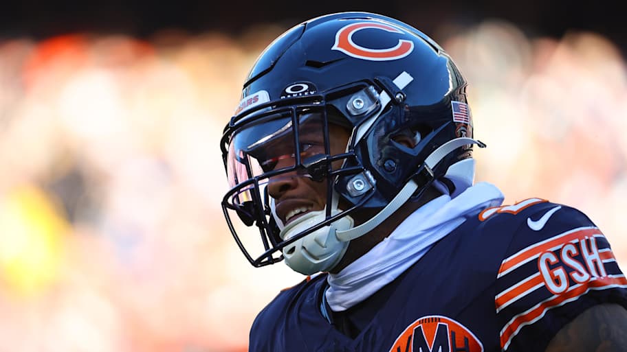 Bears' 2025 season sure didn't do DJ Moore any favors entering offseason