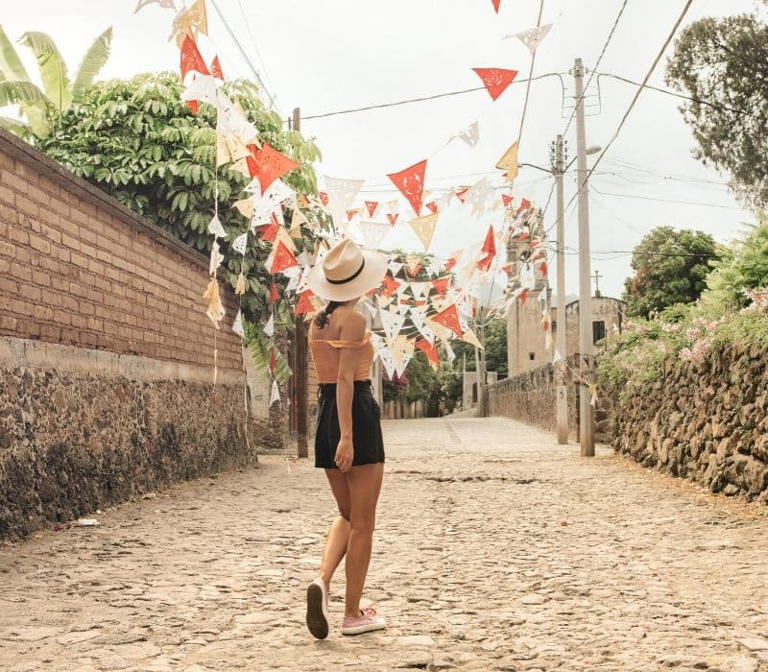 Is it weird to travel alone as a woman? (Advice from a solo female ...