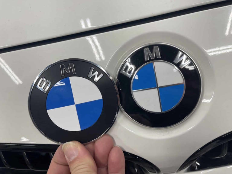 BMW will begin fitting its updated roundel to new cars next month
