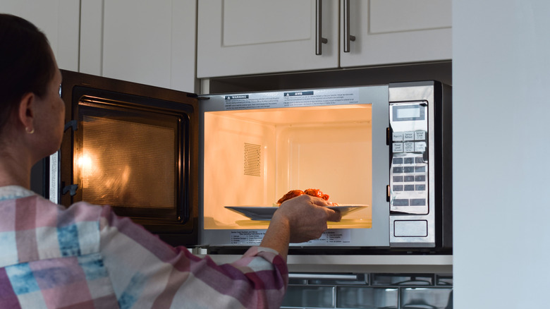 The microwave setting that helps you achieve flame-broiled taste