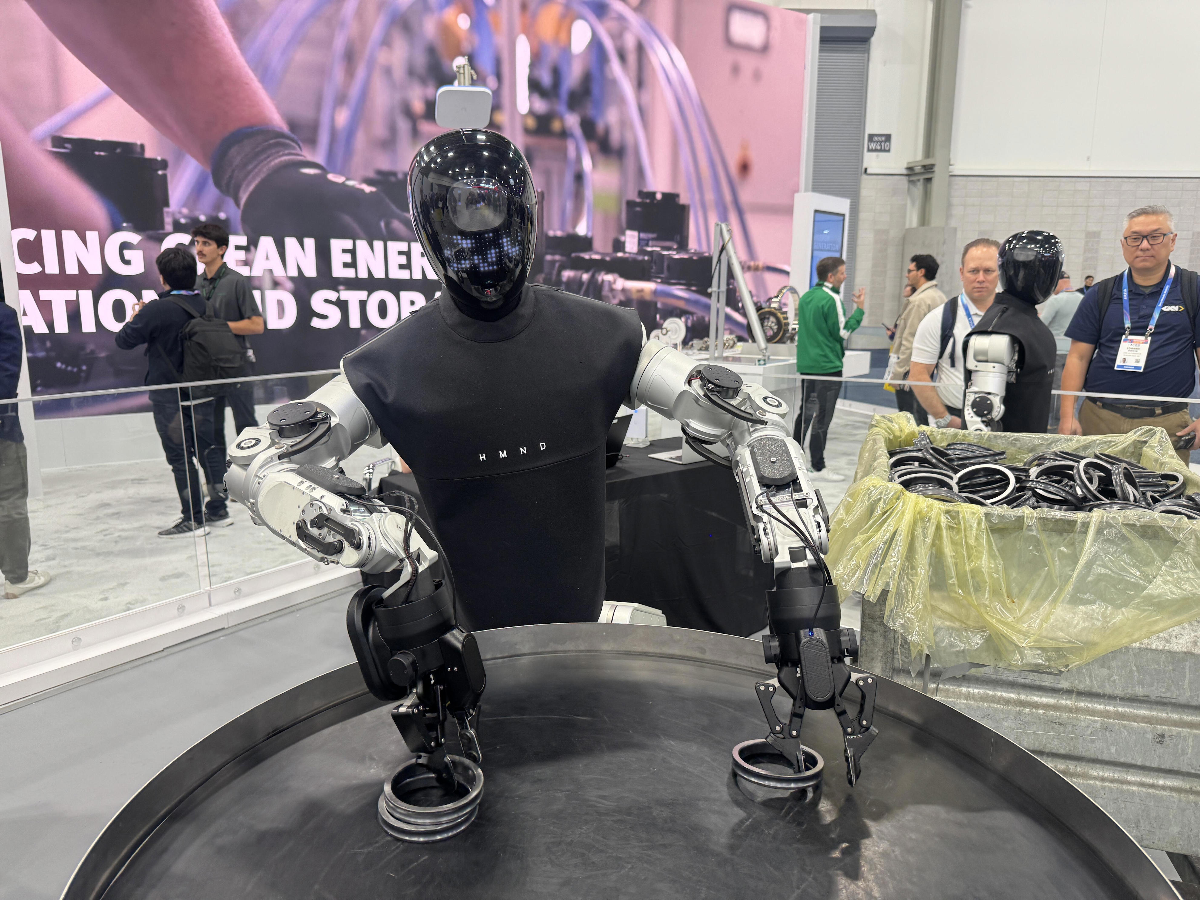 I've seen it with my own eyes: The robots are here and walking among us