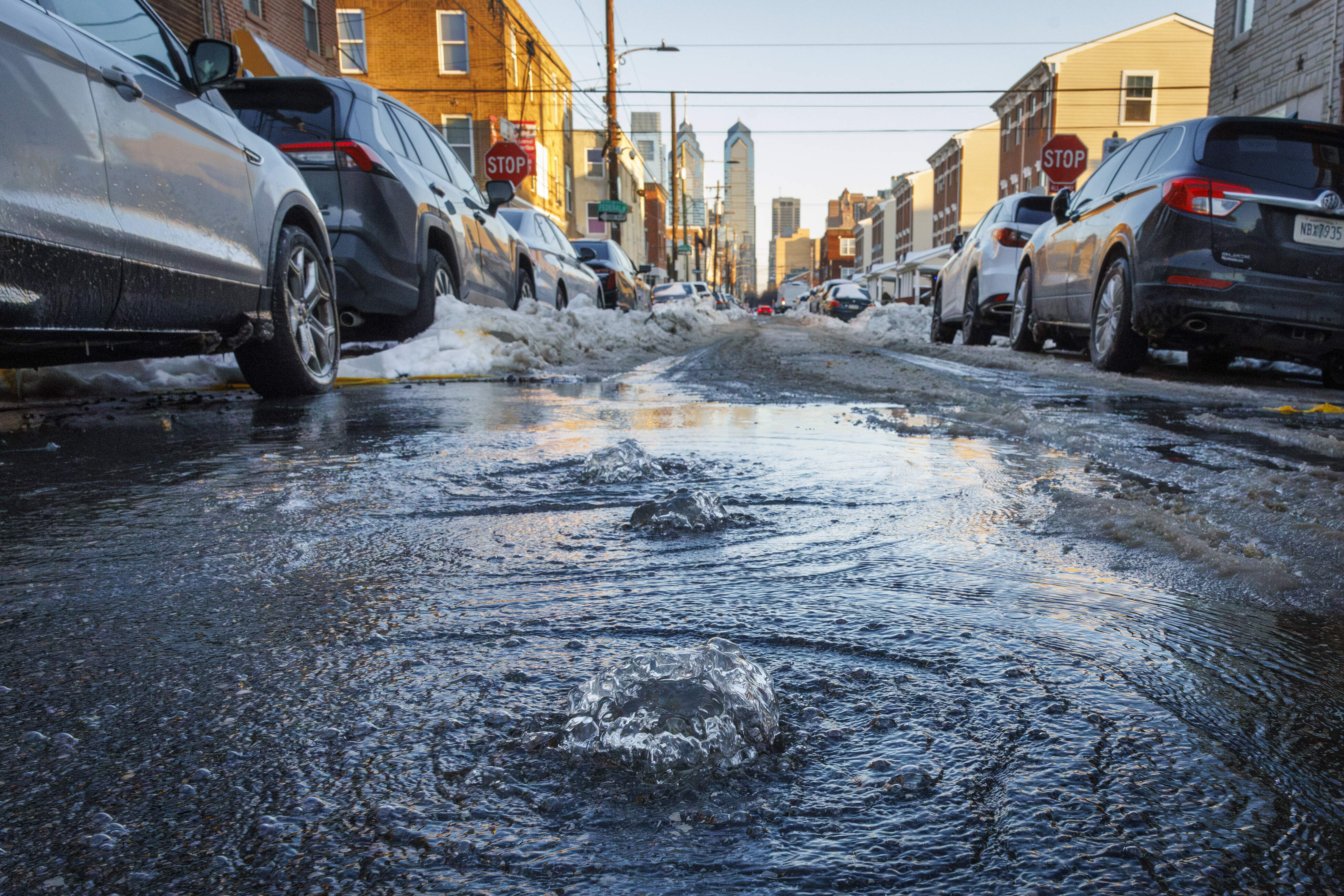 More than 100 burst water mains, freezing rivers puts Philadelphia ...