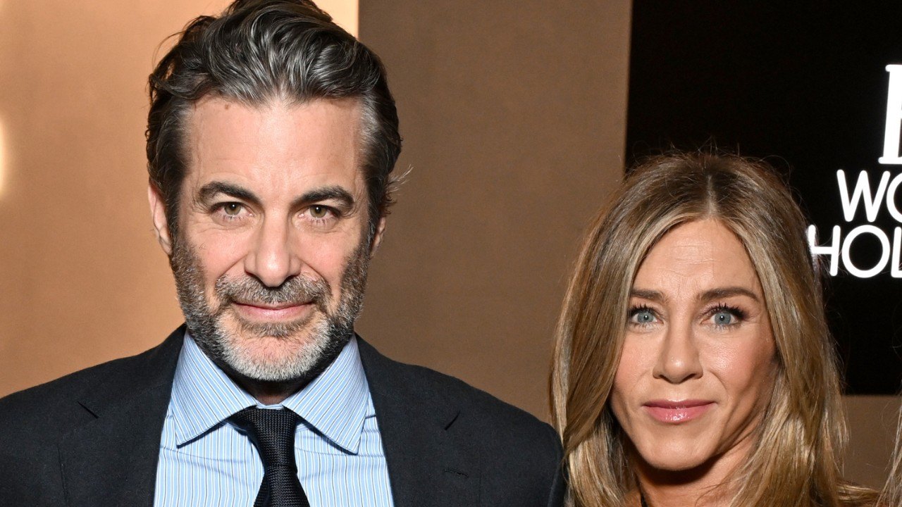 Jennifer Aniston’s boyfriend Jim Curtis lists New York apartment for $1 ...