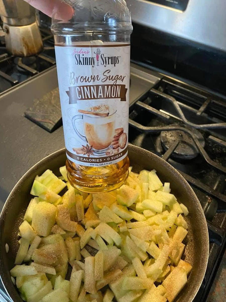 Easy apple pie tarts