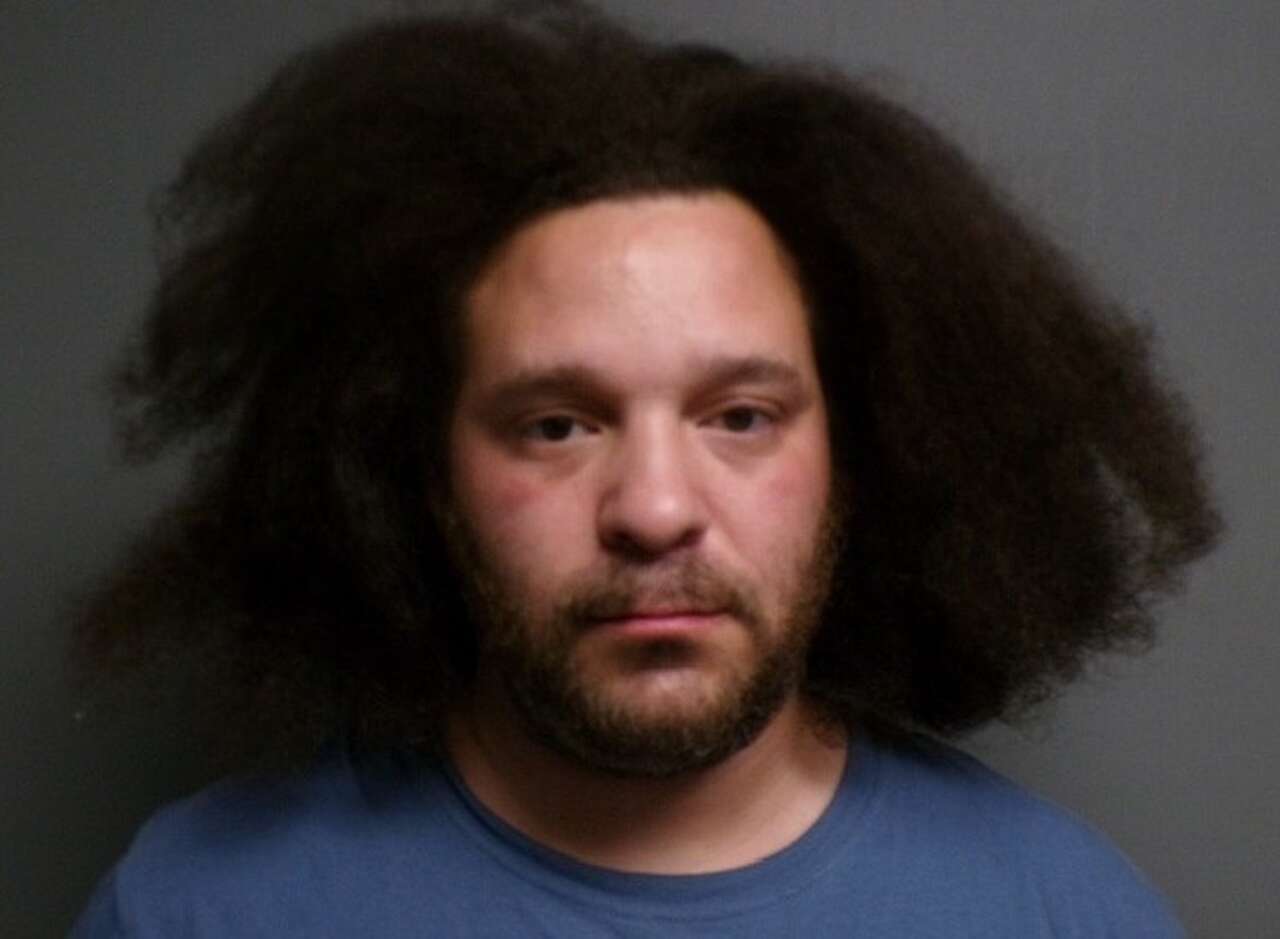 Two men robbed Bridgeport grocery store at knifepoint, led police on ...