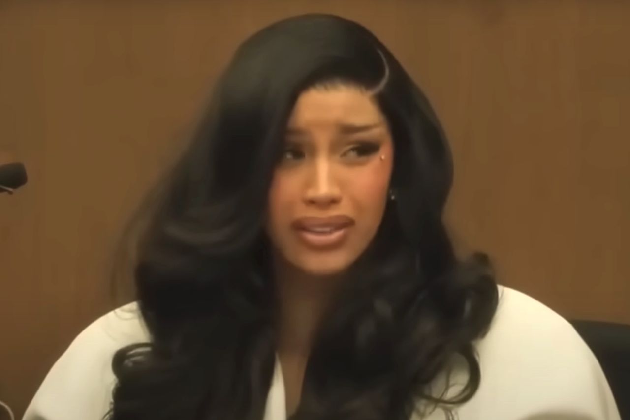 Judge sides with Cardi B, fines lawyer $1,500 for asking her about ...