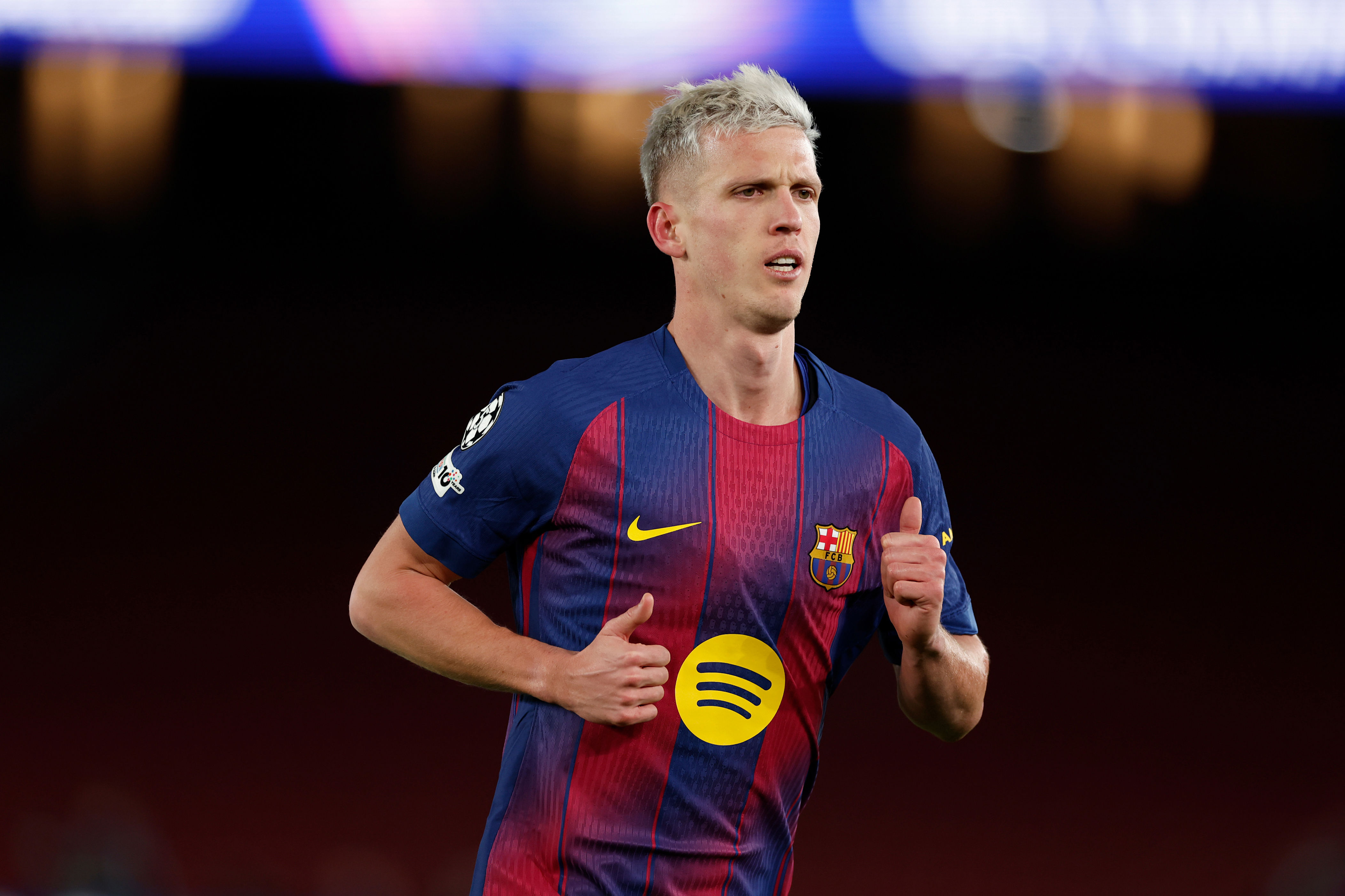 How will Barcelona line up against Elche in La Liga?