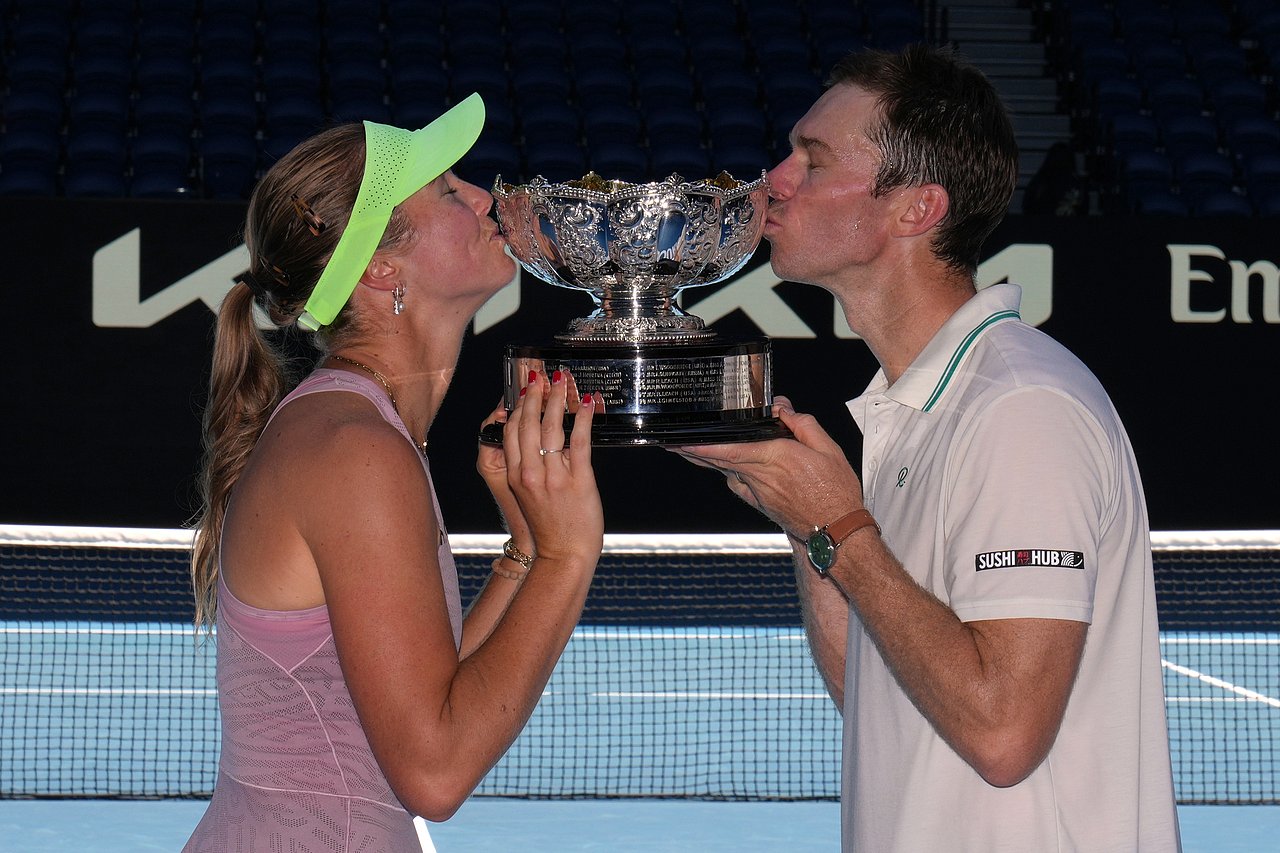 Olivia Gadecki, John Peers retain Australian Open mixed doubles title