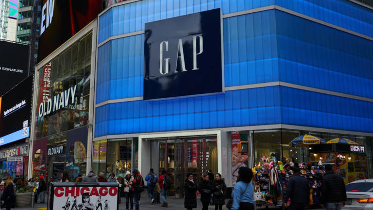 Gap's waffle-knit pants now just $12 in 4 colors – perfect for comfort ...