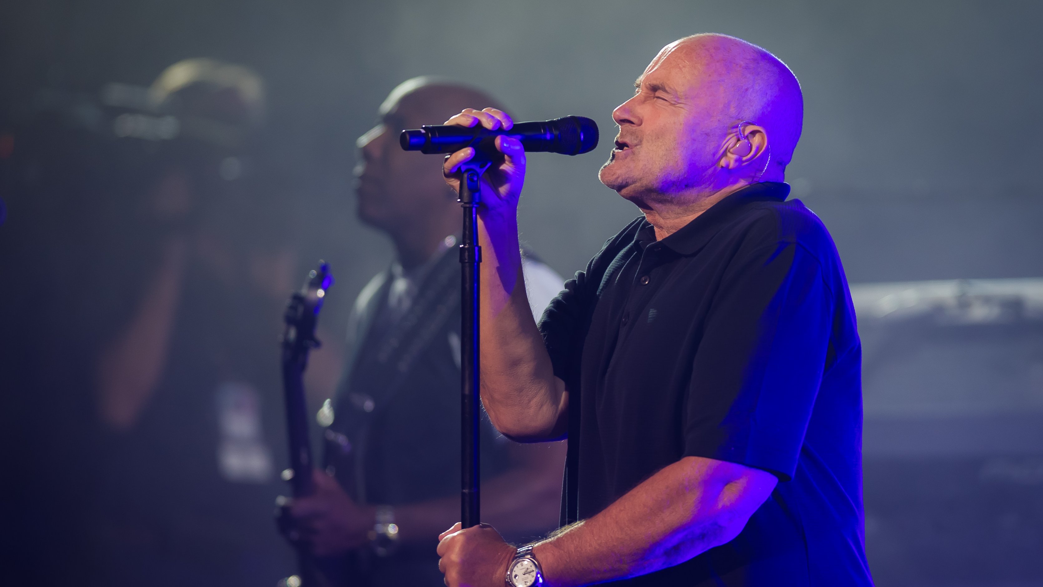 Phil Collins trzy razy był żonaty. O jednym z rozwodów partnerkę miał ...