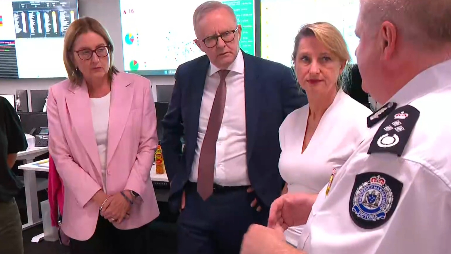 PM, premier announce extra $160m for bushfire-affected communities in ...