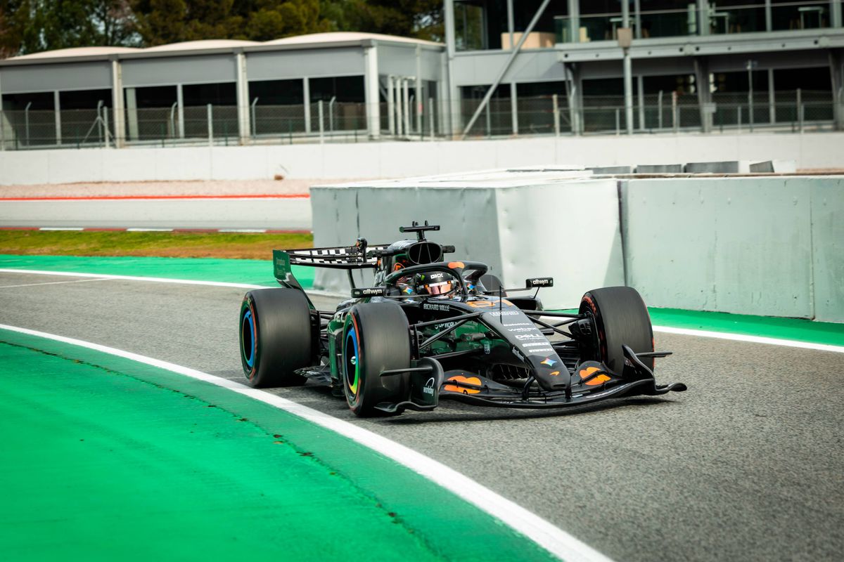 F1 live | Barcelona pre-season test - Day 5