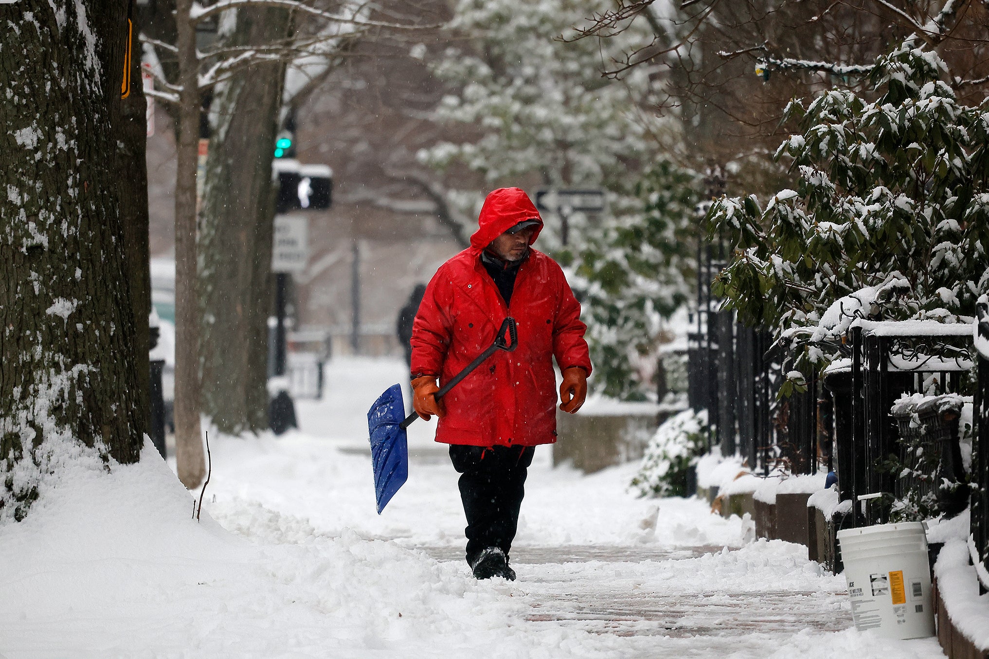 Can shoveling snow trigger heart attacks? Here’s what Boston’s ...