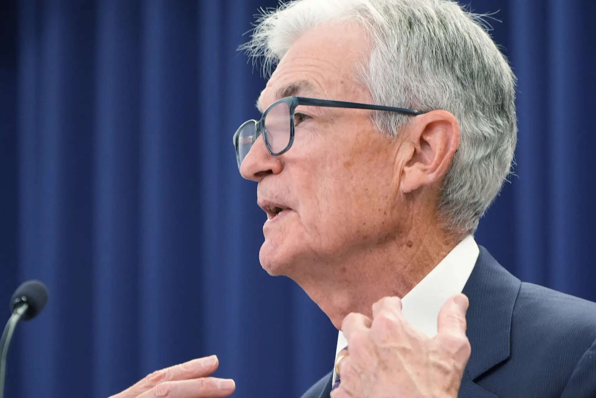 Fed’s silence on independence raises market jitters as Powell holds the ...