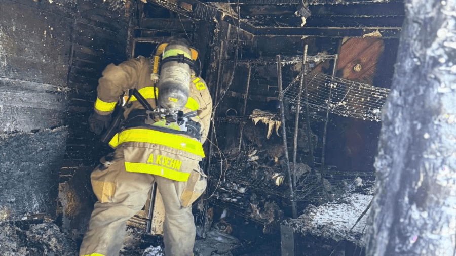 Marion County house fire claims lives of 8 pets
