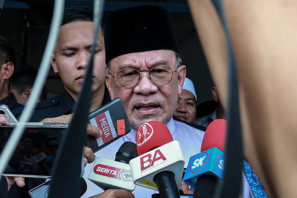 After agency chiefs, PM tells local council heads to do their jobs well ...