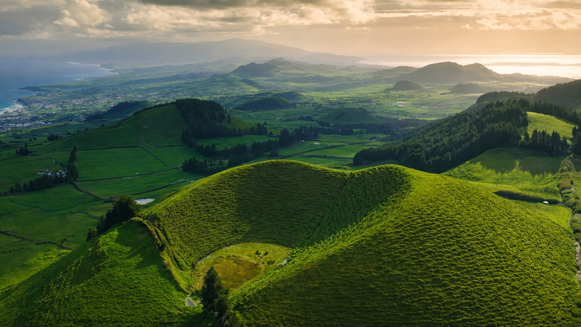 Green volcanoes of the Azores