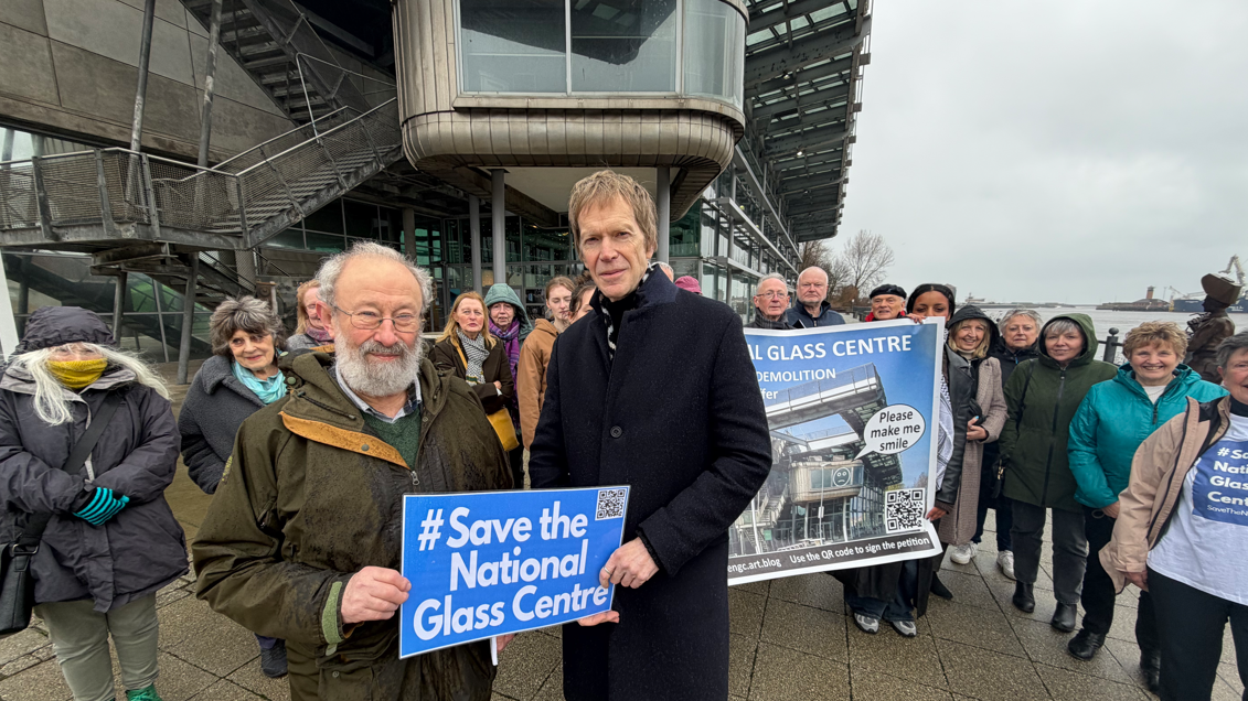 Glass centre architect says building should be saved