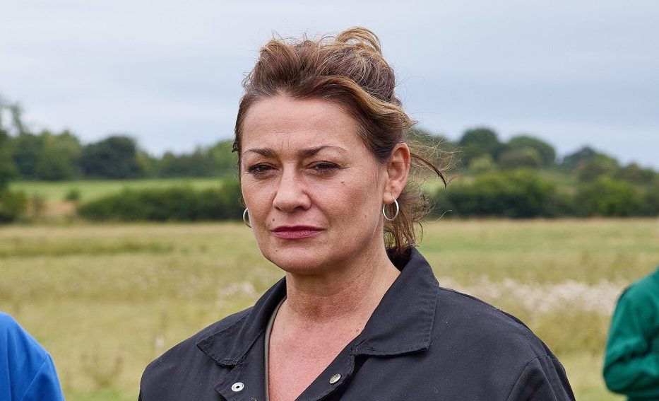 Emmerdale star Natalie J Robb confirms record-breaking Moira and Cain ...