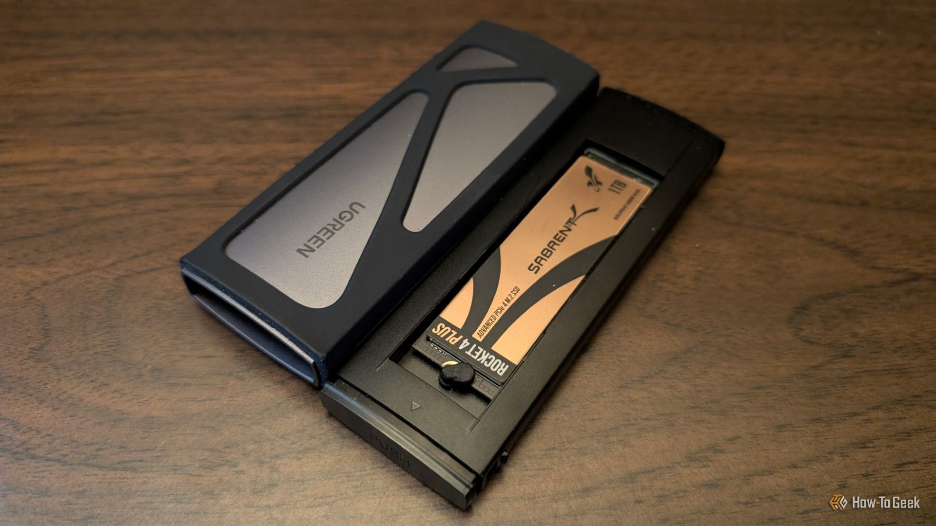 I carry Windows, Linux, and repair tools in my pocket: Here is how