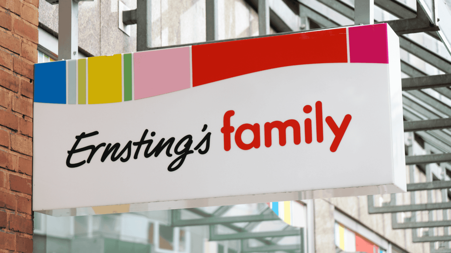 „Blüten“-Teller von Ernsting’s family: Das ist die schönste ...