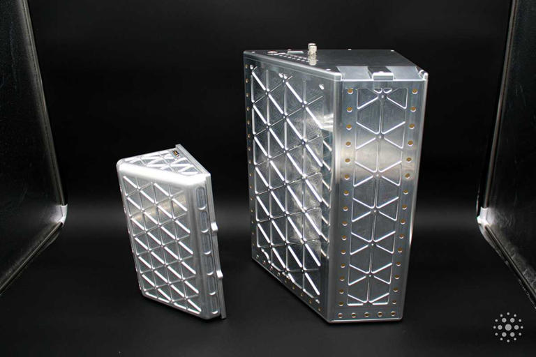 Artemis II mission will take bone marrow cells on thumb-drive-sized ...