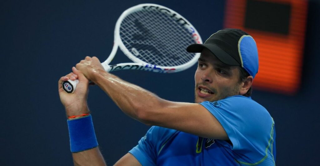 Grégoire Barrère ironise : « Sinner et Alcaraz s’entraînent comme des ...