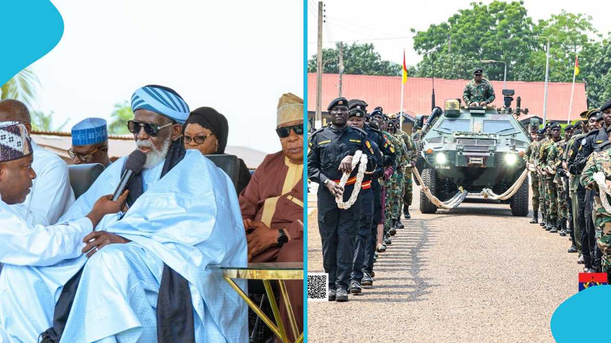 Military man ask Chief Imam to remain standing while the national ...