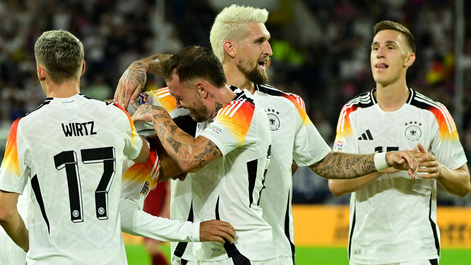 Stattdessen stieg er in der Hierarchie auf: DFB-Star lehnte offenbar ...