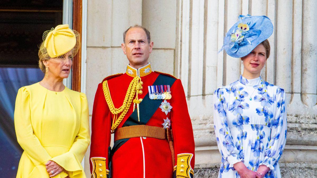 Revealed: The other royal prince paying Andrew Mountbatten-Windsor ...