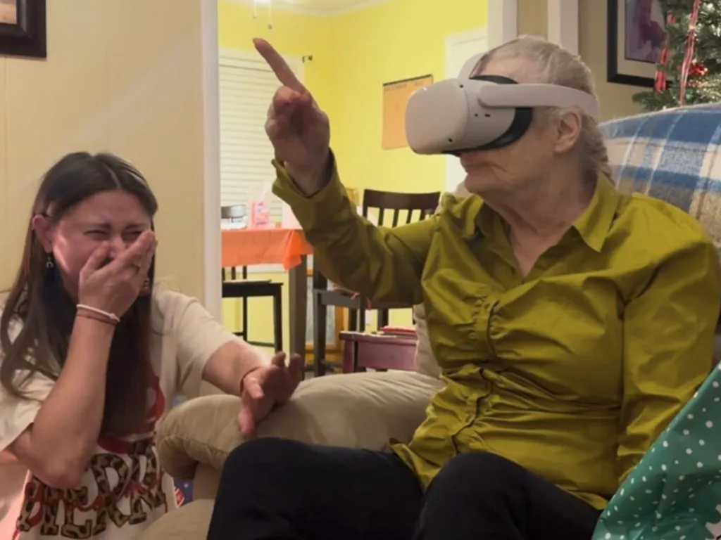 They Put Aunt Marelene In A Virtual Reality Headset And Her Reaction Is ...