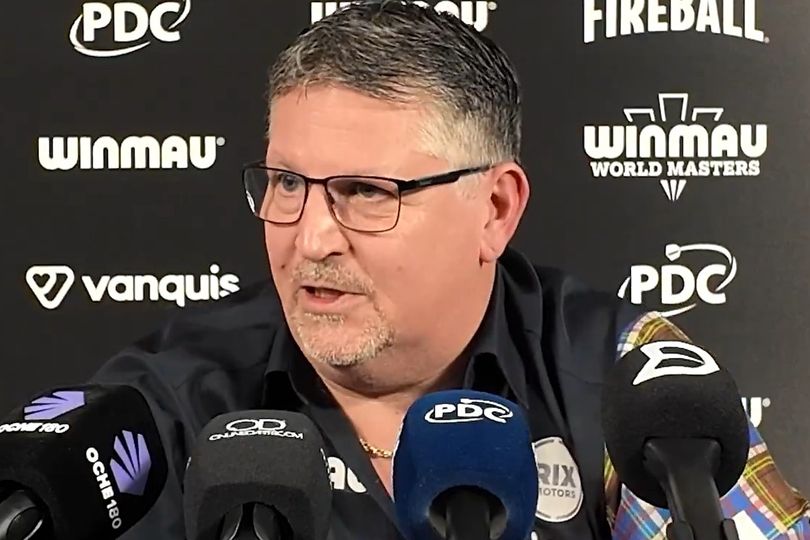 Gary Anderson explodes in sweary rant at 'tossers' darts influencers ...