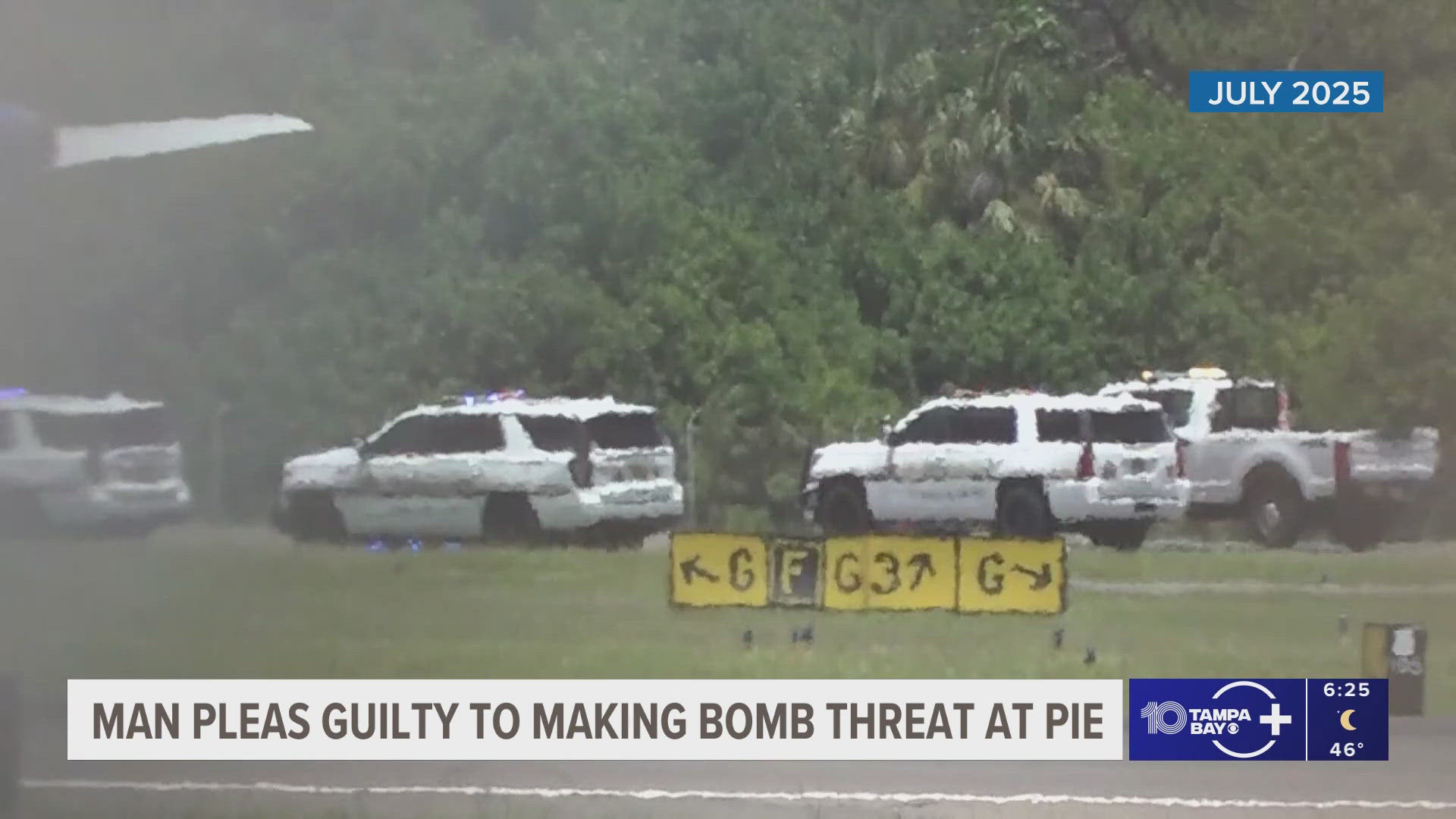 Man pleads guilty to making a bomb threat at St. Pete-Clearwater ...