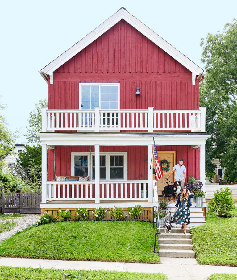 You won't believe what this 1870s barn house looks like now