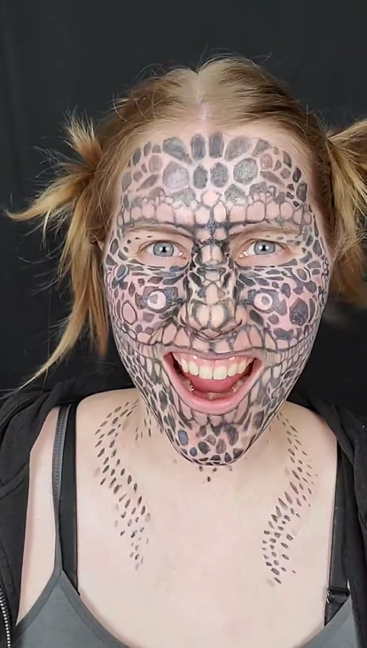 Mini lizard girl makeup transformation