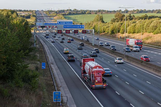 Car experts urge drivers to drive in the middle lane - this is why