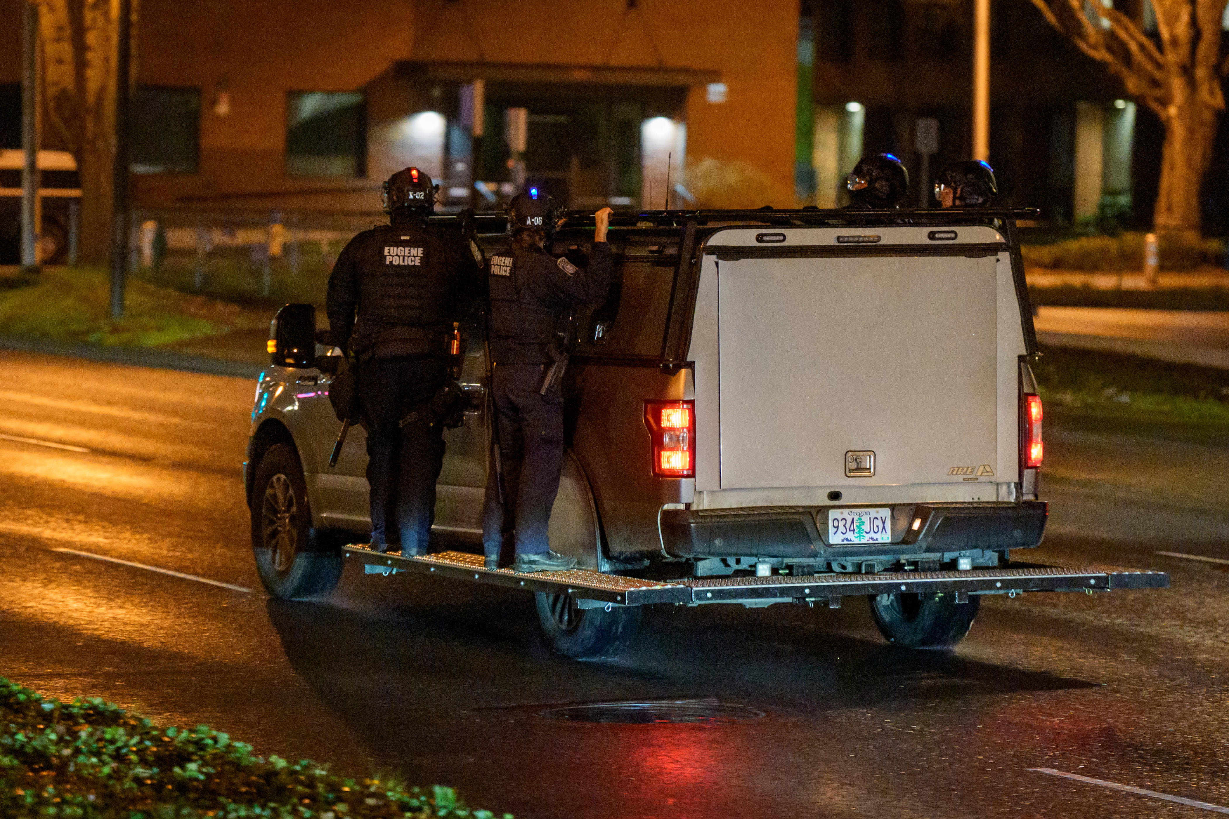 Lack of communication between feds, local police 'not safe', Eugene ...