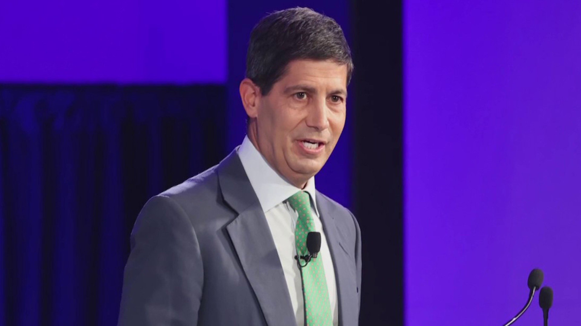 Trump names Kevin Warsh to replace Fed Chair Jerome Powell