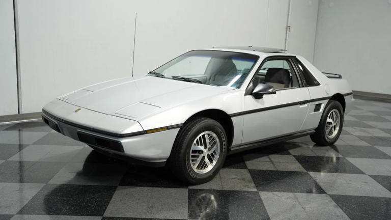 Forgotten success of an ‘80s icon: The innovative rise of the Pontiac Fiero