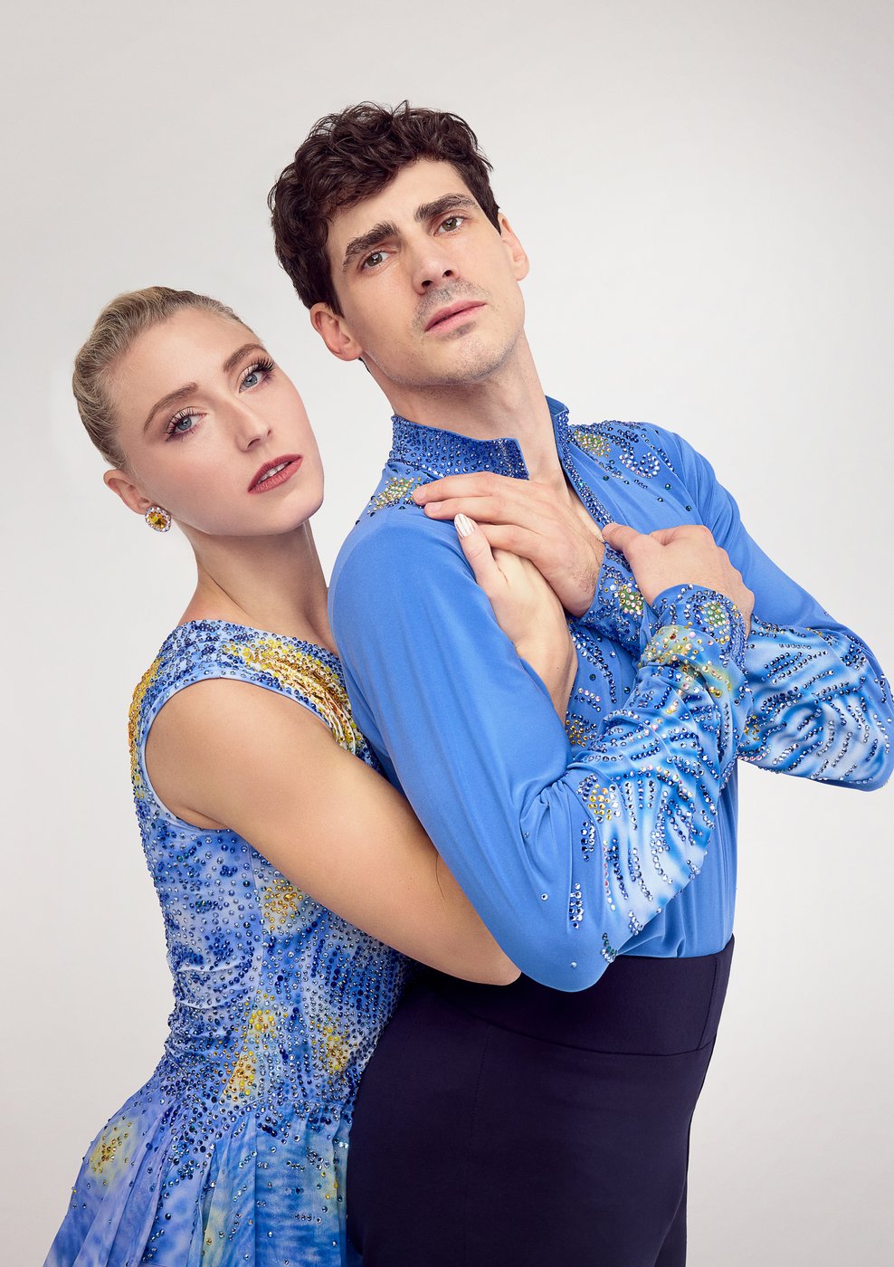 Canadian ice dancers Piper Gilles and Paul Poirier embrace 'outsider ...