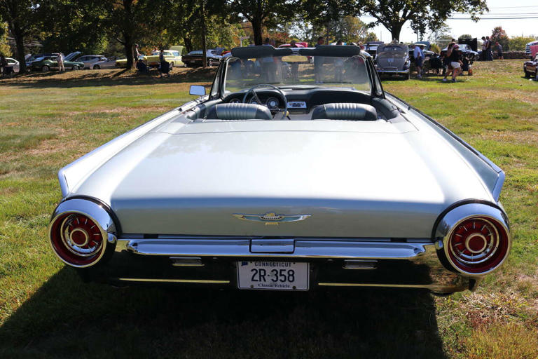 My ride: Love of Ford Thunderbirds spurs revival of Stamford man's 1963 ...