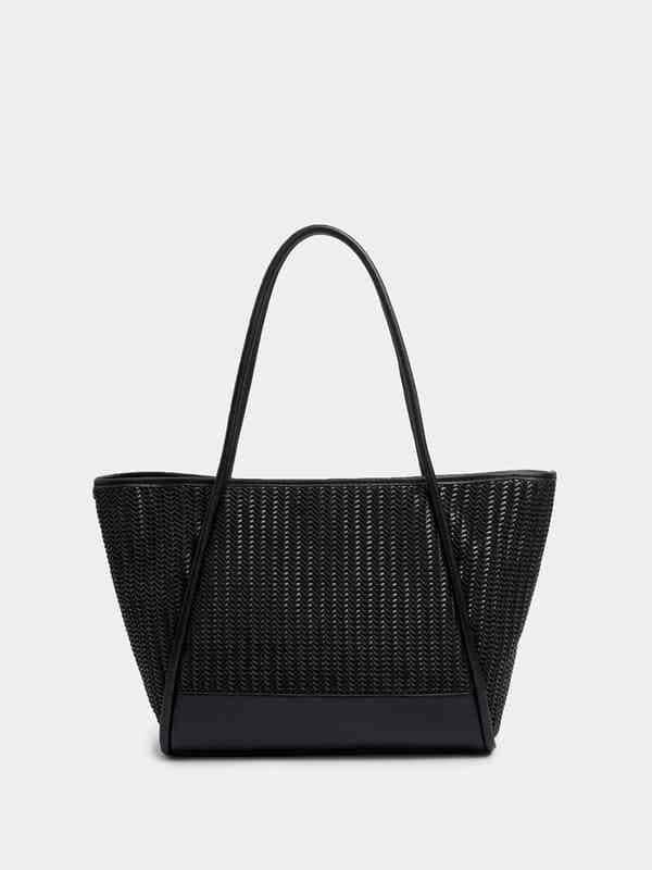 Stylish handbags that redefine everyday elegance