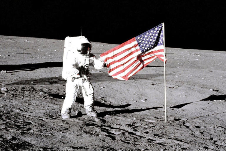 Astronauts are heading to the moon for the first time in over 50 years ...