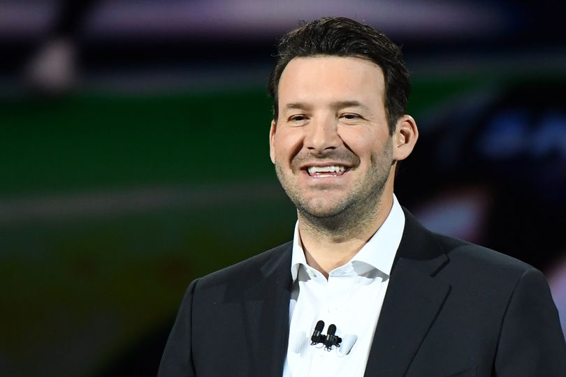Tony Romo admits stirring the pot with Taylor Swift comment live on air