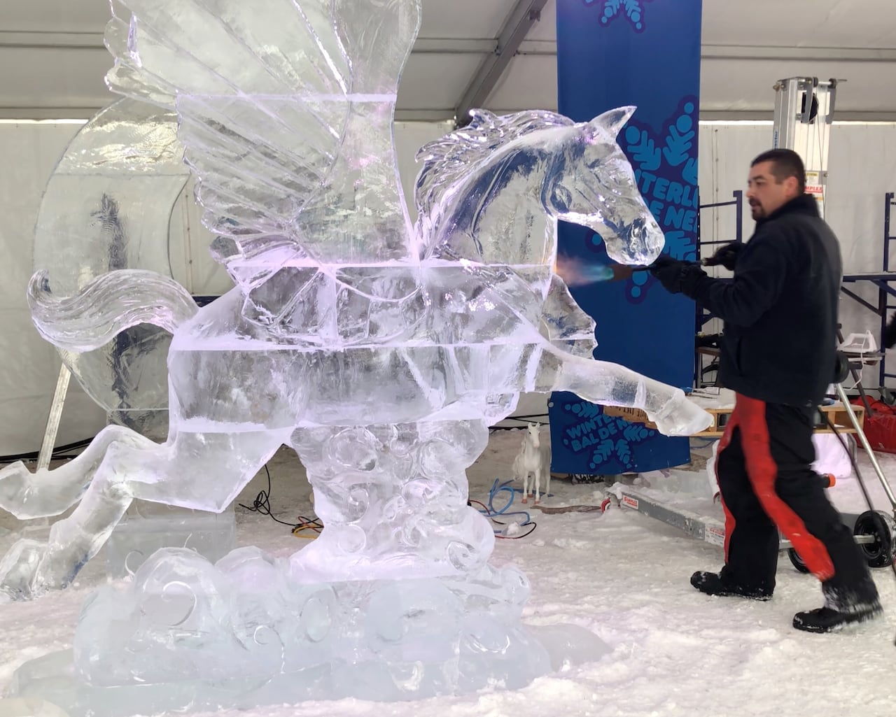 Kanien'kehá:ka ice carver remembered at this year’s Winterlude