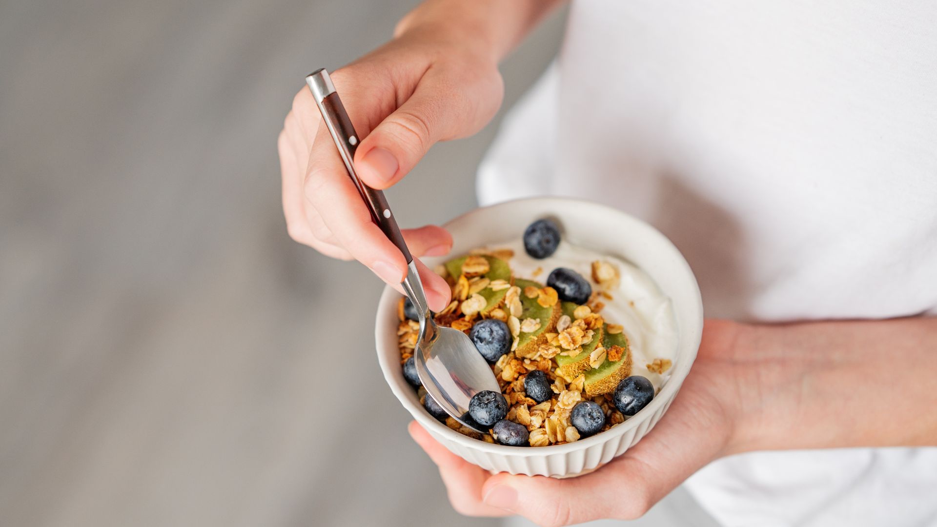 The effects of eating Greek yoghurt every day and practical serving ideas