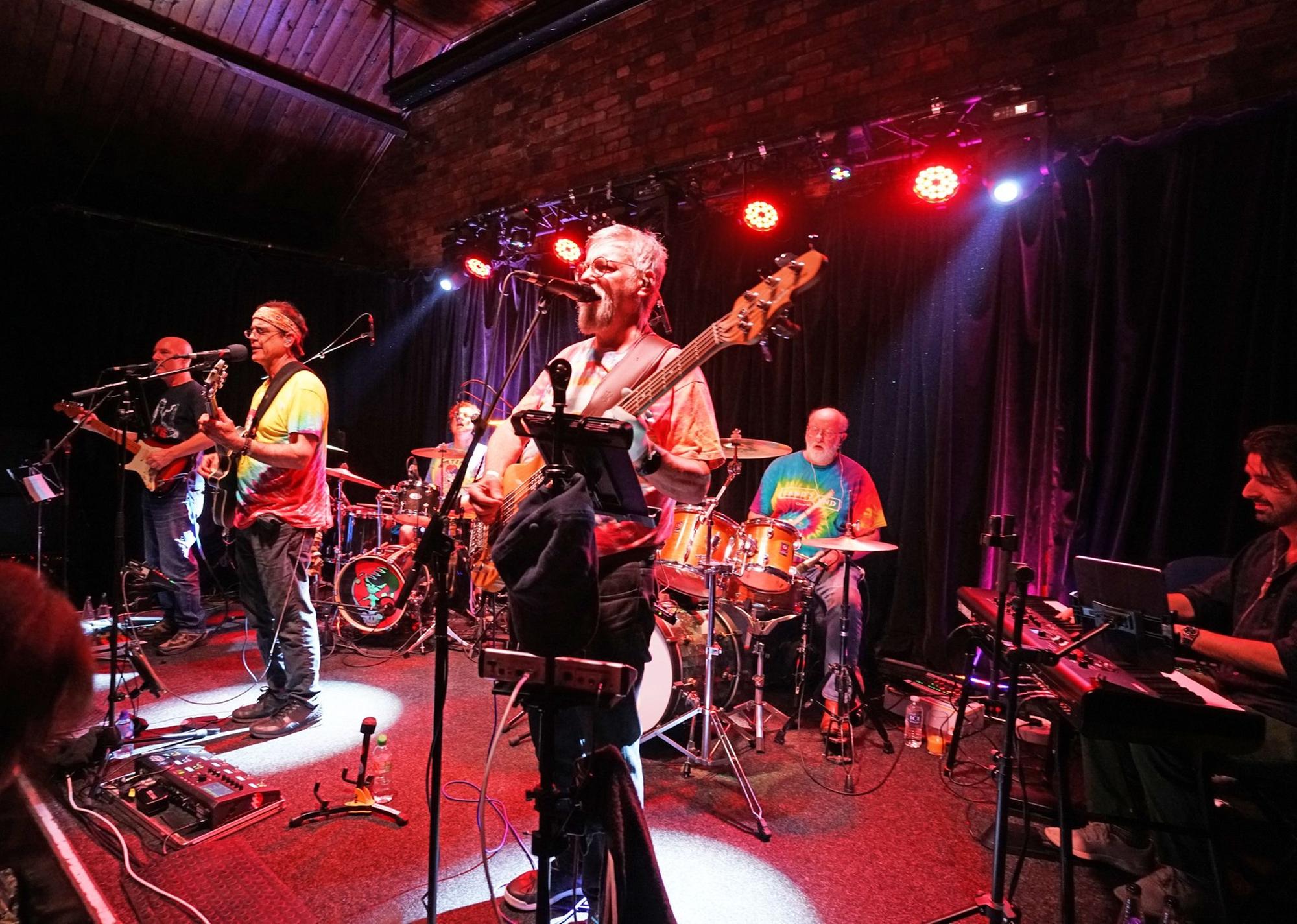 Grateful Dudes return to rock Sheffield