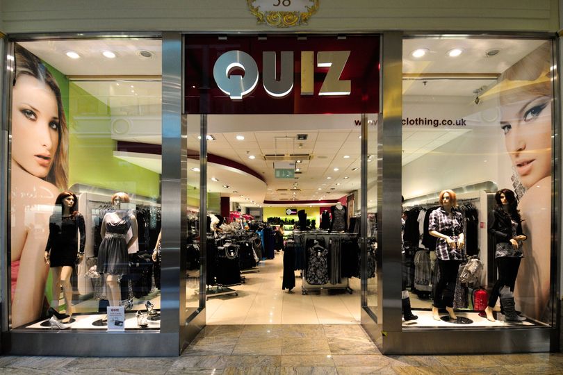 High street fashion giant on brink of collapse as administrators brought in