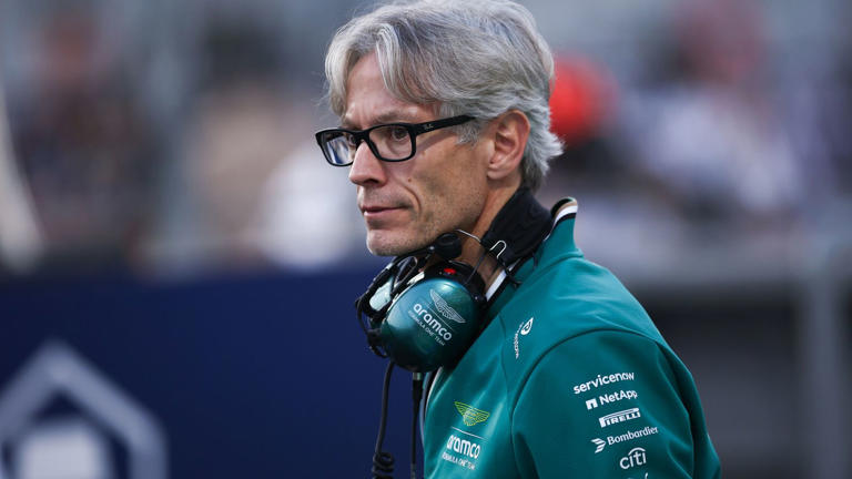 Mike Krack, ingeniero de Aston Martin, sobre el nuevo AMR26: "Son ...