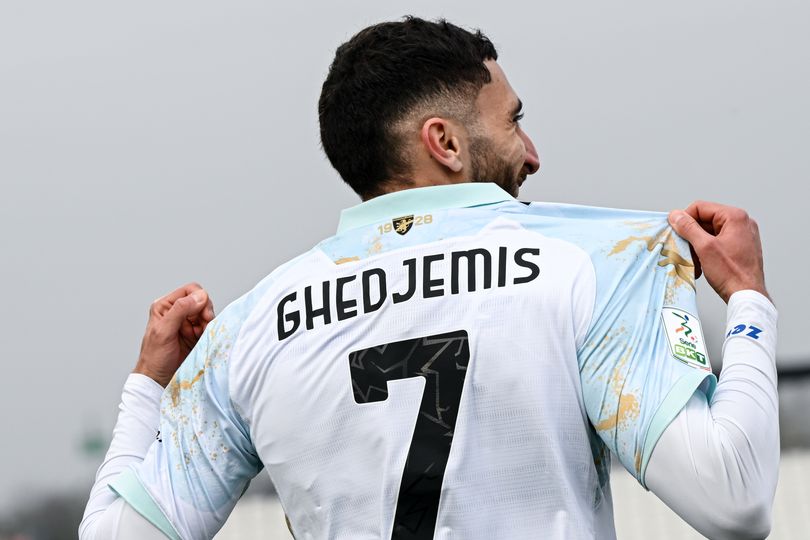 £8.6m Celtic transfer target sees asking price skyrocket as reality of ...